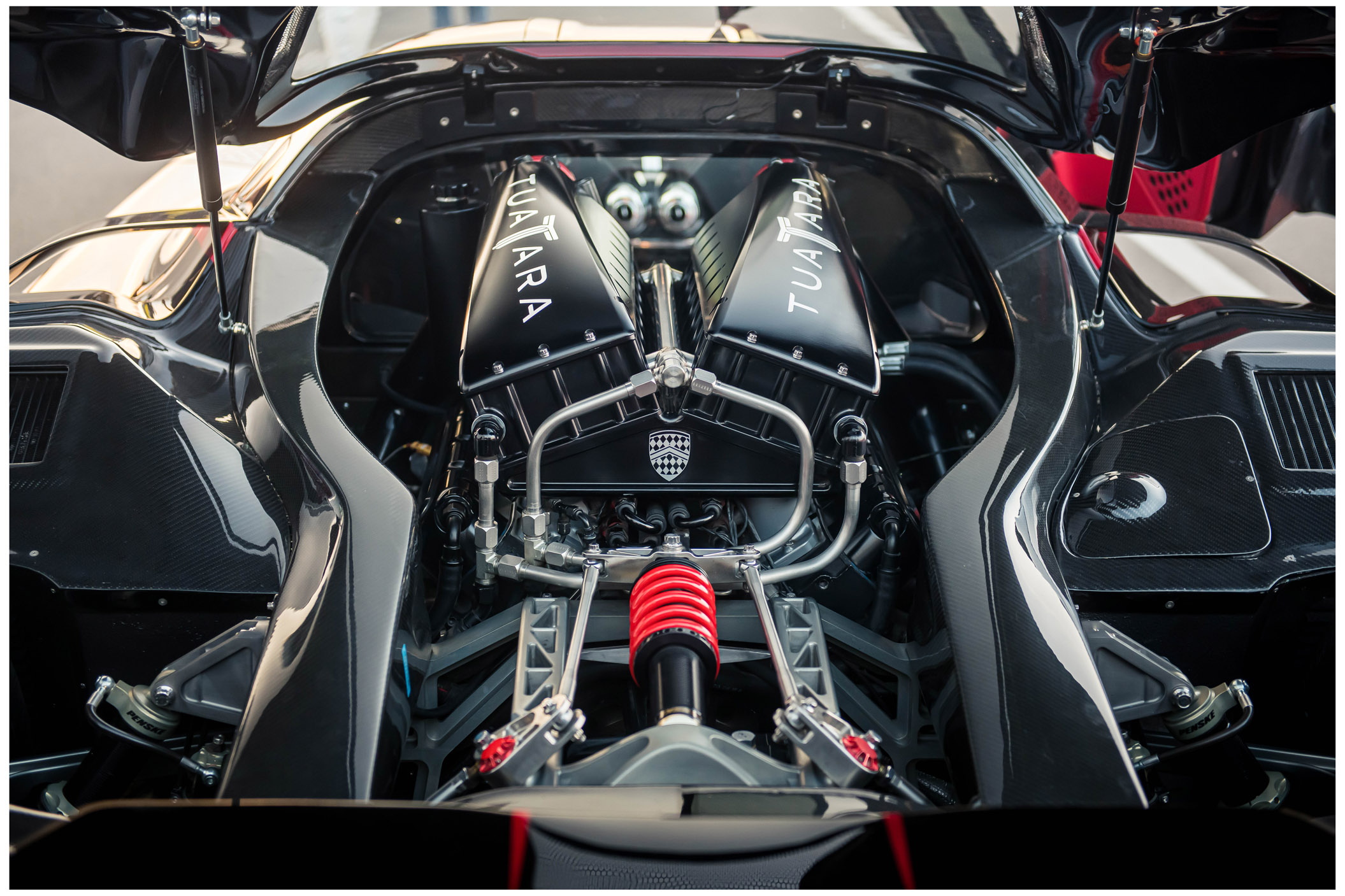 American SSC Tuatara Hypercar Obliterates World’s Record, Hitting A Top ...