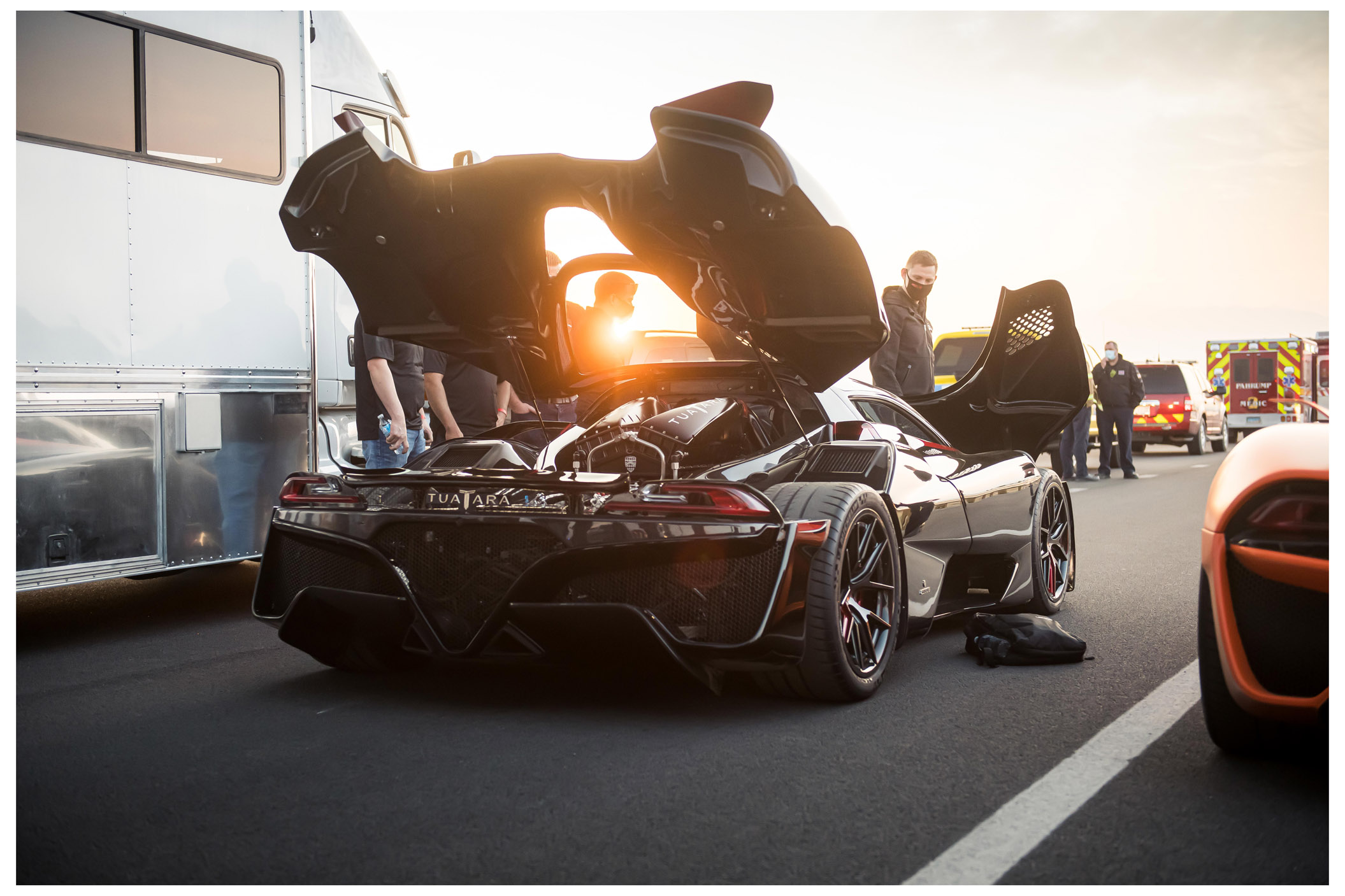 American SSC Tuatara Hypercar Obliterates World’s Record, Hitting A Top ...