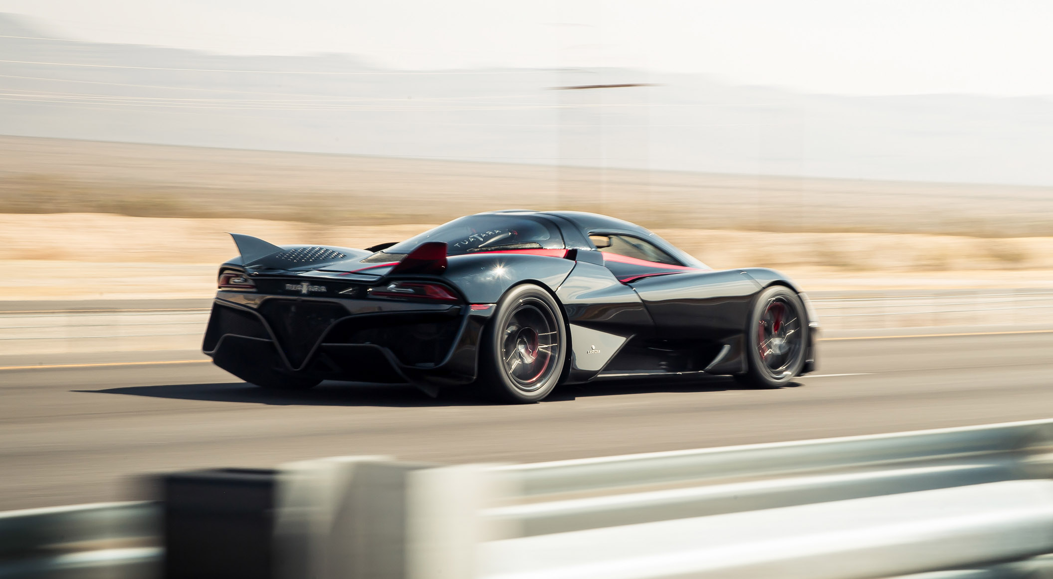 American SSC Tuatara Hypercar Obliterates World’s Record, Hitting A Top ...