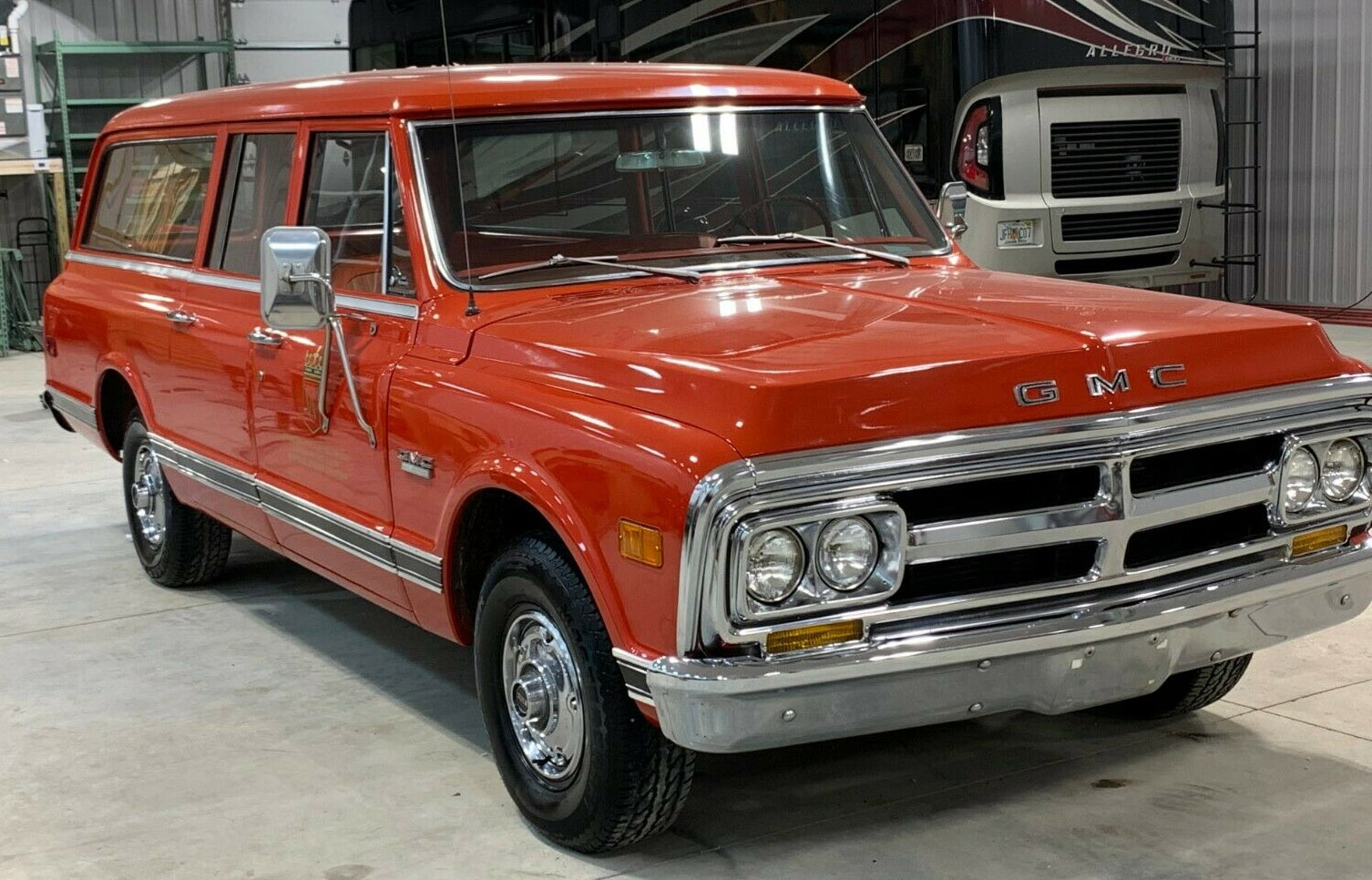 10 Of The Best Vintage SUVs For Sale Online This Week - BroBible