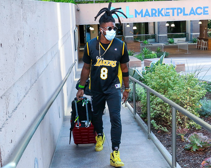 NFL Fashion Review Week 10: DeAndre Hopkins Channeled A Grammy Winner ...