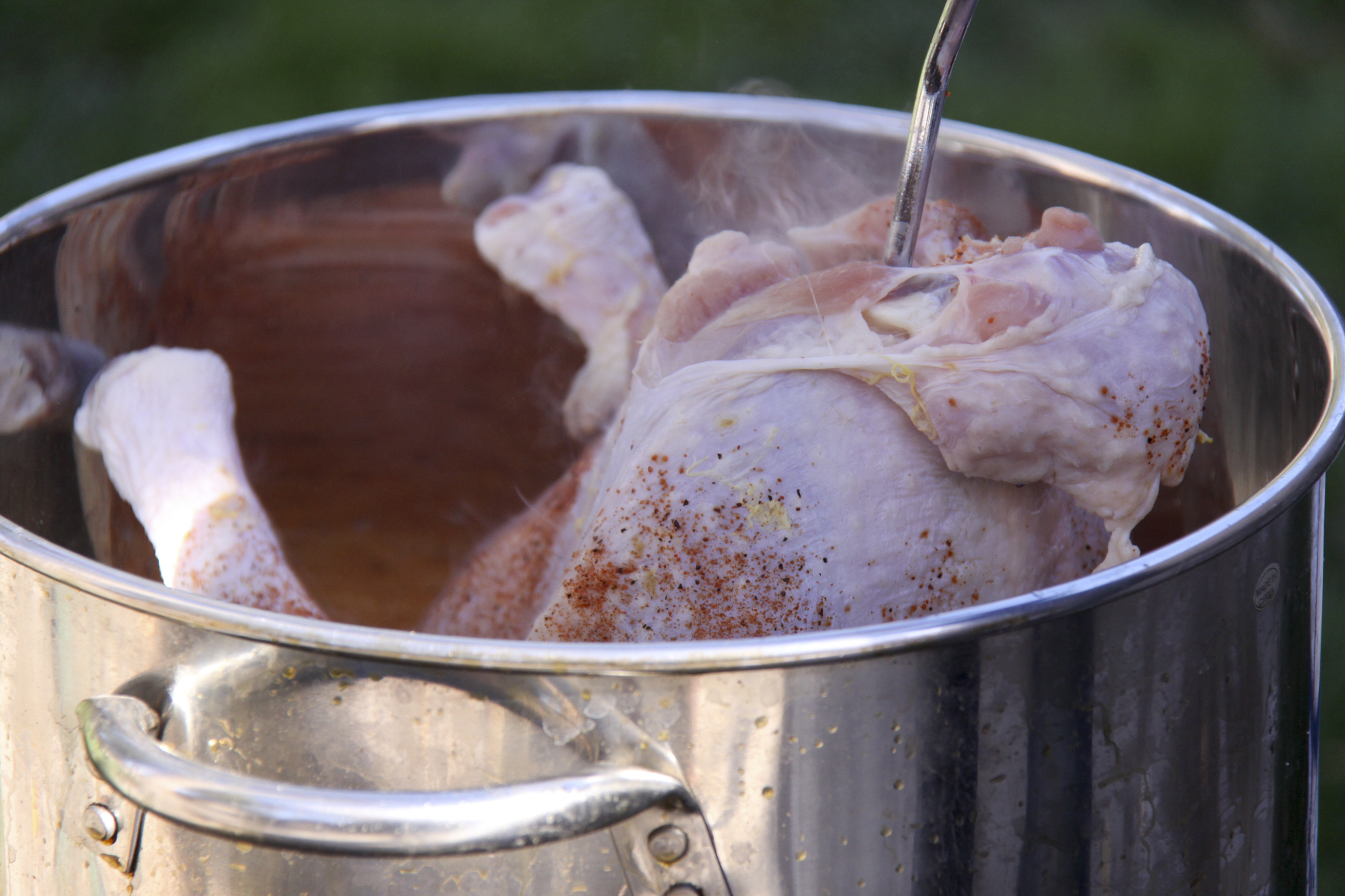 Firefighters Demonstrate Dangers Of Deep-Frying A Turkey By Creating A ...