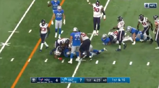 Tony Romo Amazingly Predicts Lions' Turnover Seconds Before It Happens ...