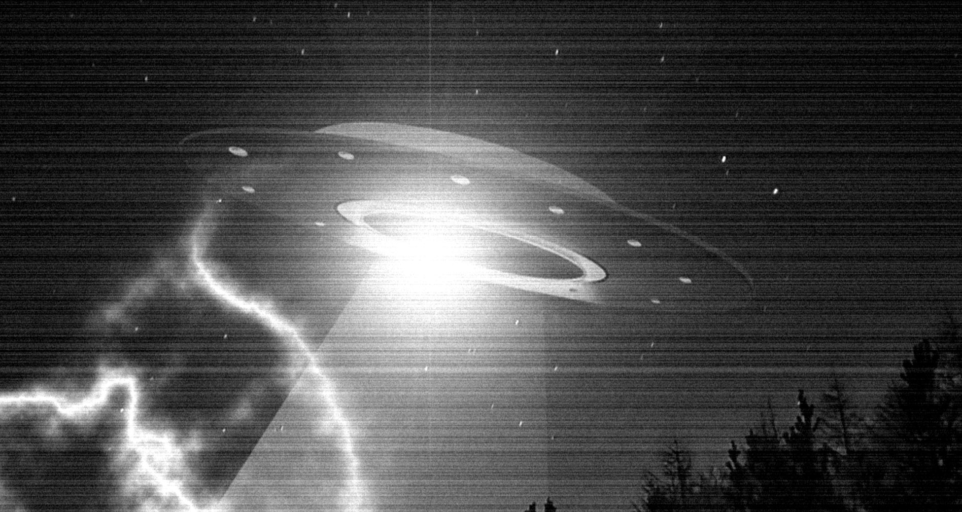 Expert: Ring-Shaped UFO Filmed Over Highway In Irvine, California Is ...