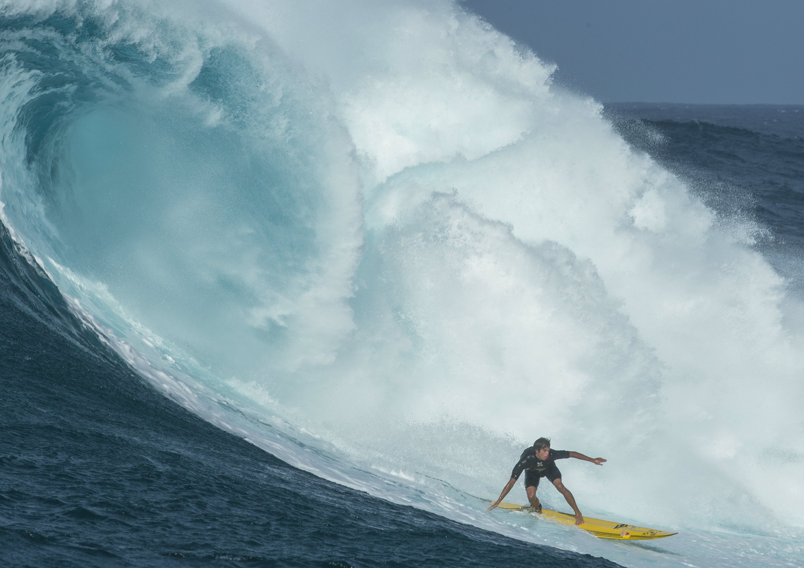Here's Kai Lenny And Billy Kemper Going Back-To-Back On Monster Waves At Peahi's Jaws - BroBible