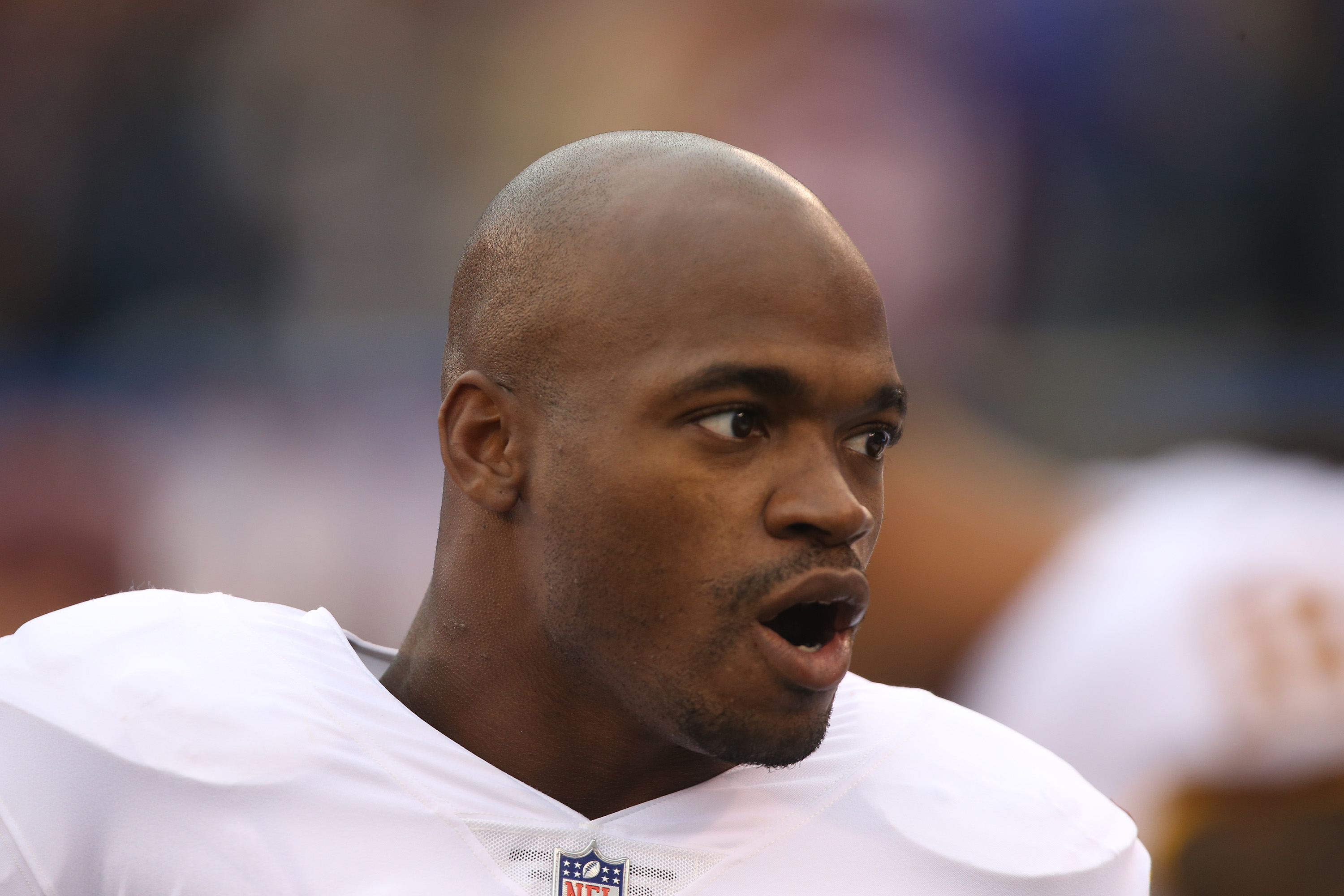 Adrian Peterson's Commitment To Not Paying His Bills Is Inspiring ...