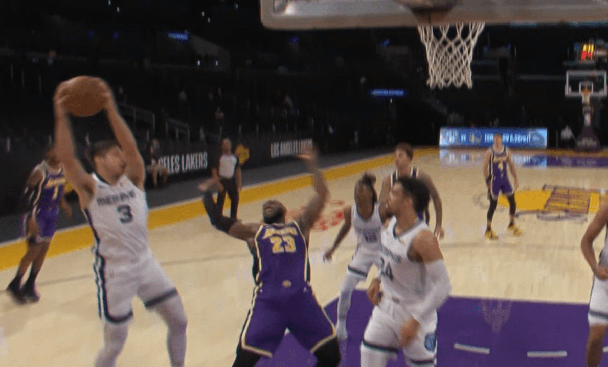 NBA Fans Blast LeBron James For Committing One Of The Worst Flops Of ...