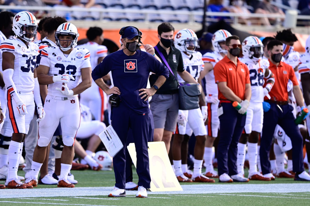 Auburn Head Coach Bryan Harsin Doesn't Let His Team Take The Elevator
