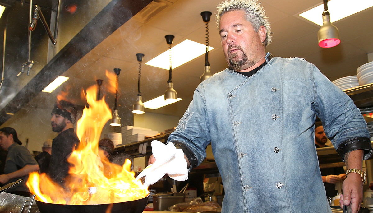 How Eating At Guy Fieri's Restaurant Made The World Seem Normal Again ...