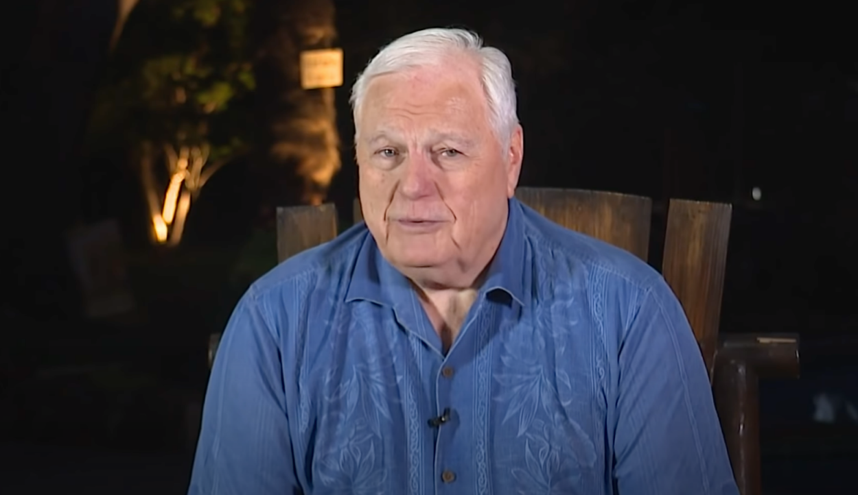 Dale Hansen Takes Shot At Dallas Cowboys In Retirement Announcment
