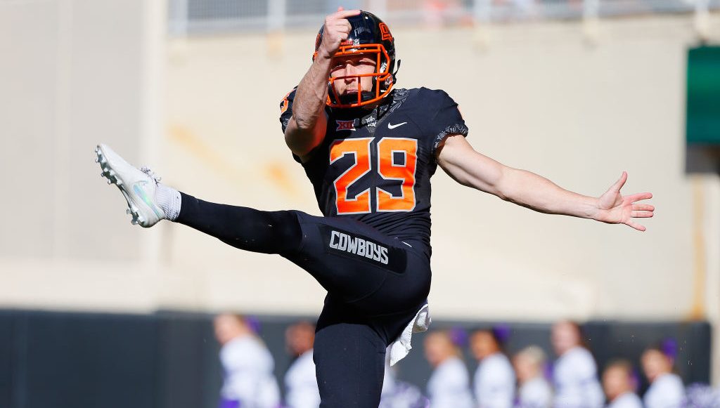 Oklahoma State's 31-Year-Old Punter Tom Hutton Is A Living Legend