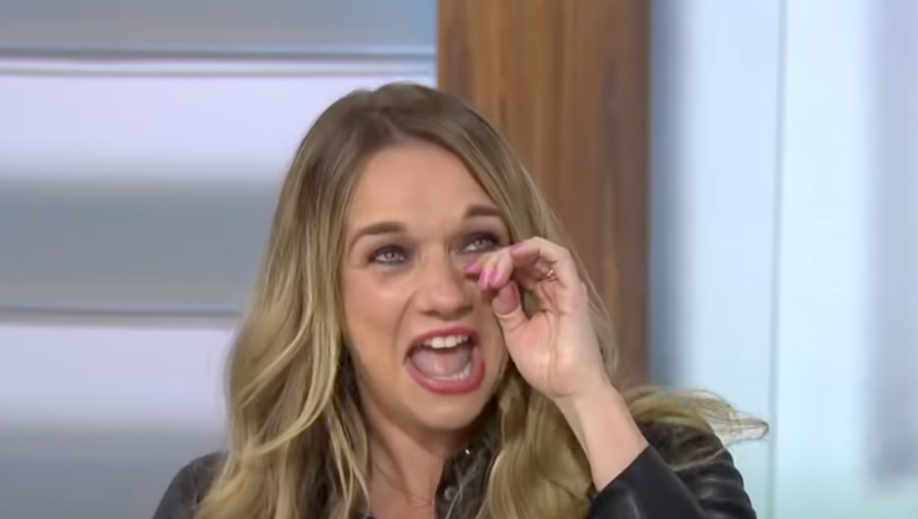 ESPN Soccer Show Goes Off The Rails When Someone Ripped A Lethal Fart ...