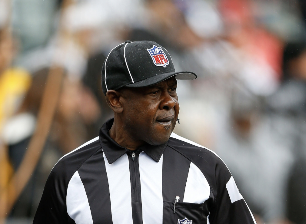 NFL Ref Admits To Screwing Up Call On Joe Tryon's Hot Mic