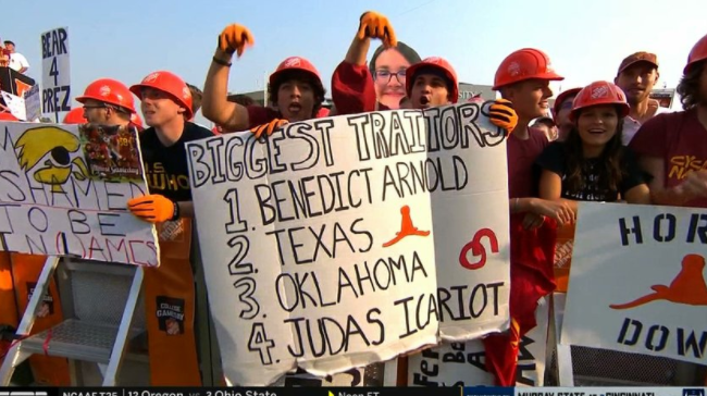Best College GameDay Signs Week 2 Iowa Vs Iowa State - BroBible