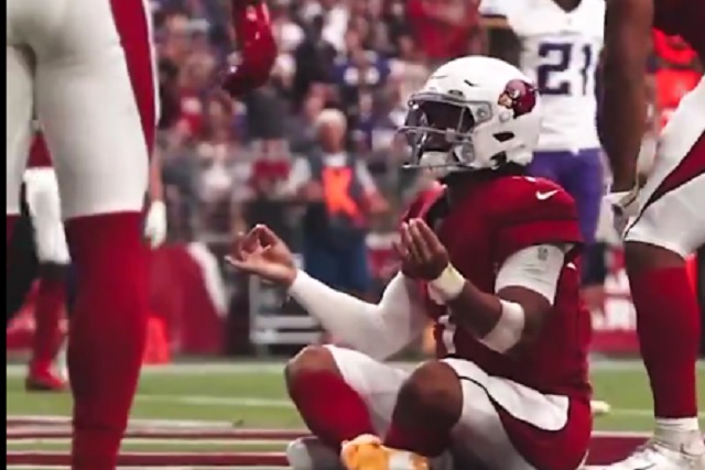 Kyler Murray Busts Out 'Baby Yoda' Celebration After TD