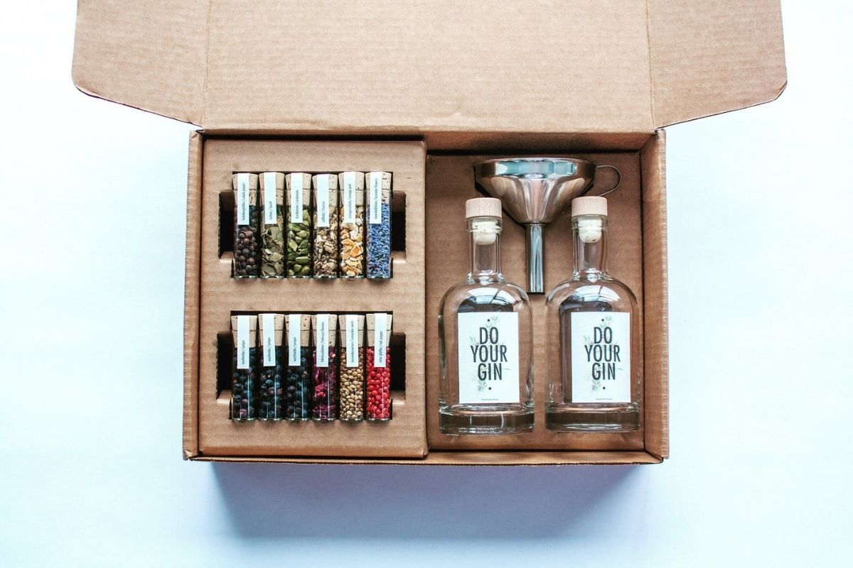 Try Your Hand At Making Your Own Spirits With This Gin Making Kit