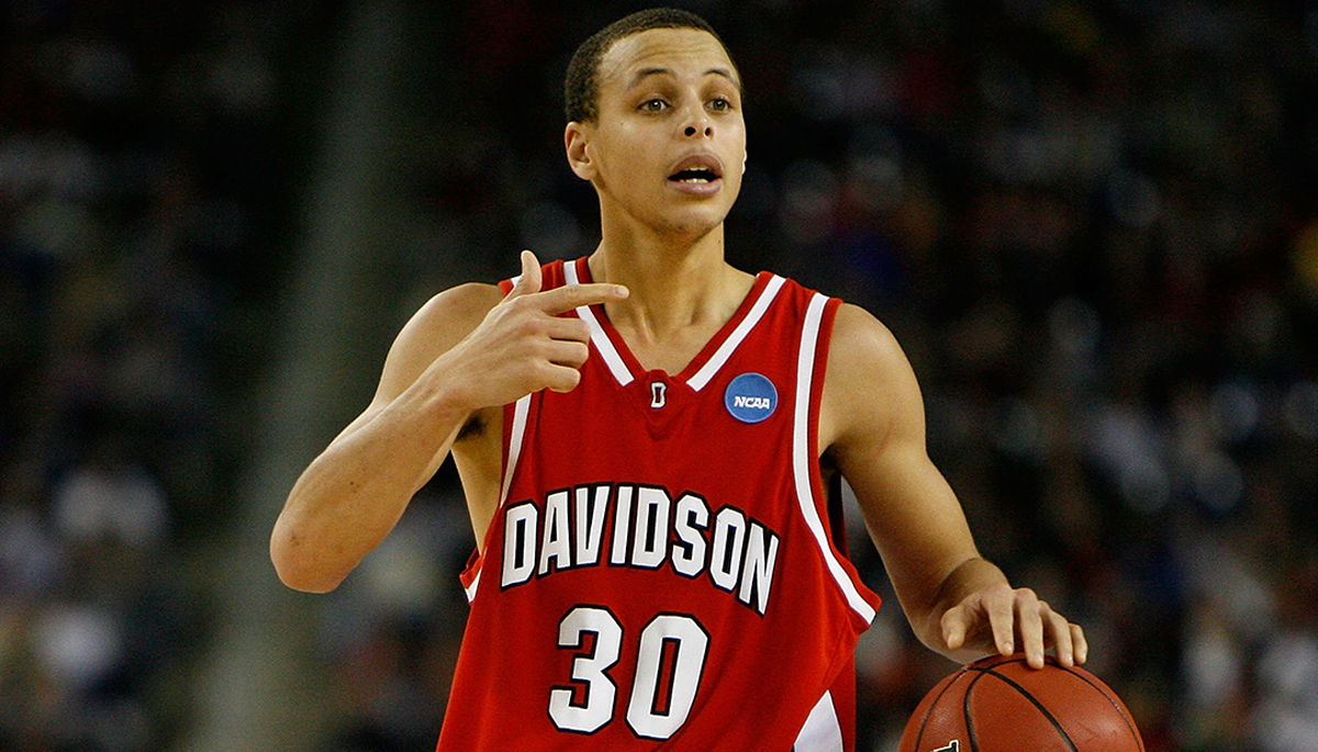 Footage Shows Steph Curry Double-Teamed For Entire NCAA Game