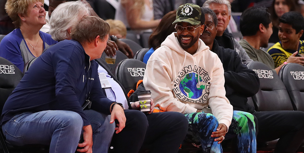 Detroit Pistons 'Jewelry Cam' Lets People Flex Their Chains, It Goes Hard