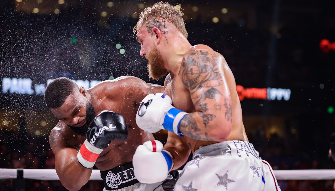 Fans Are Analyzing Video Of The Jake Paul-Tyron Woodley Knockout To ...