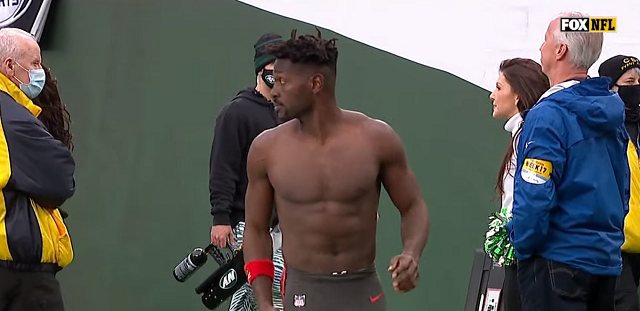 Antonio Brown's Bizarre Meltdown Will Likely Cost Him $1 Million In ...