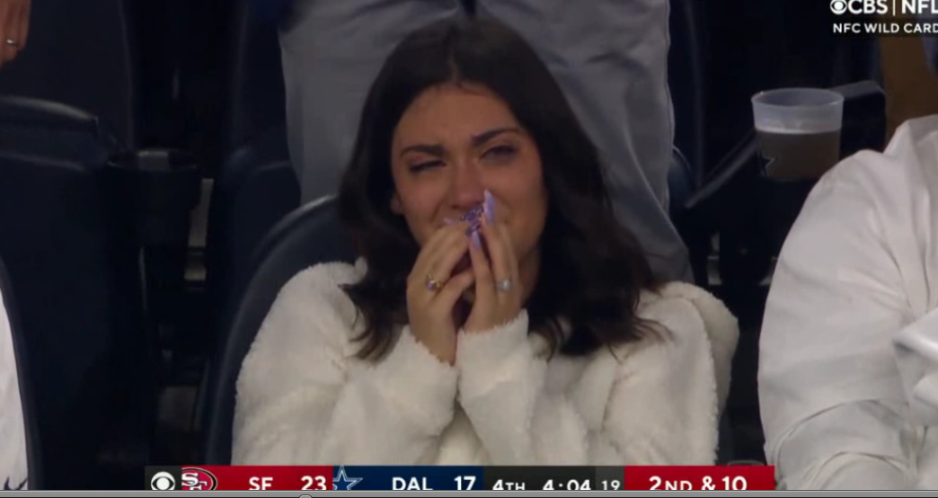 Cowboys Fan Hysterically Crying In The Stands During Cowboys-Niners ...
