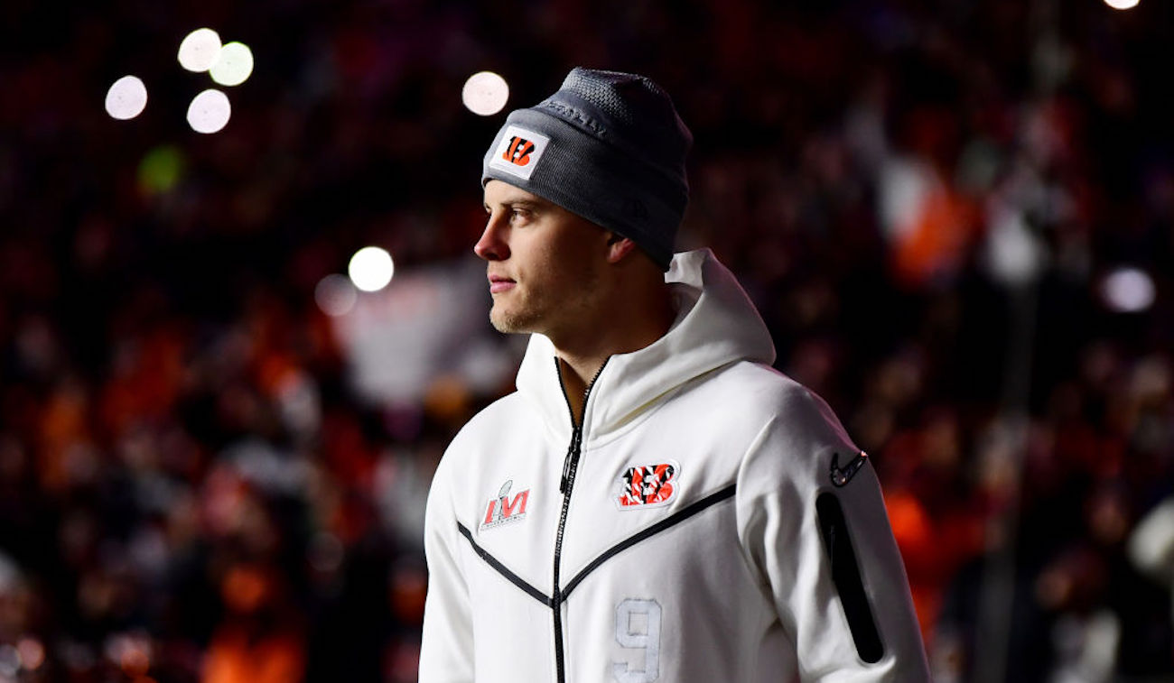 Joe Burrow Hooks Up High School Coach With Super Bowl Tickets