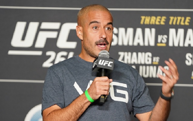 UFC Commentator Jon Anik Thinks It's Too Early To Put Israel Adesanya ...