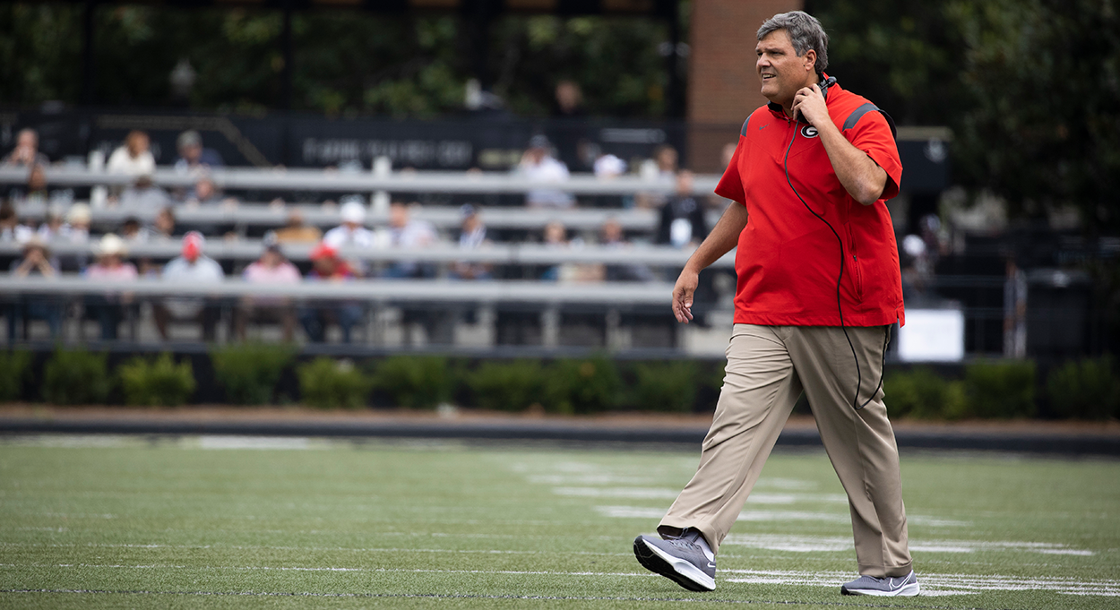 Georgia OL Coach's Reason For Stepping Away From Football Is Telling
