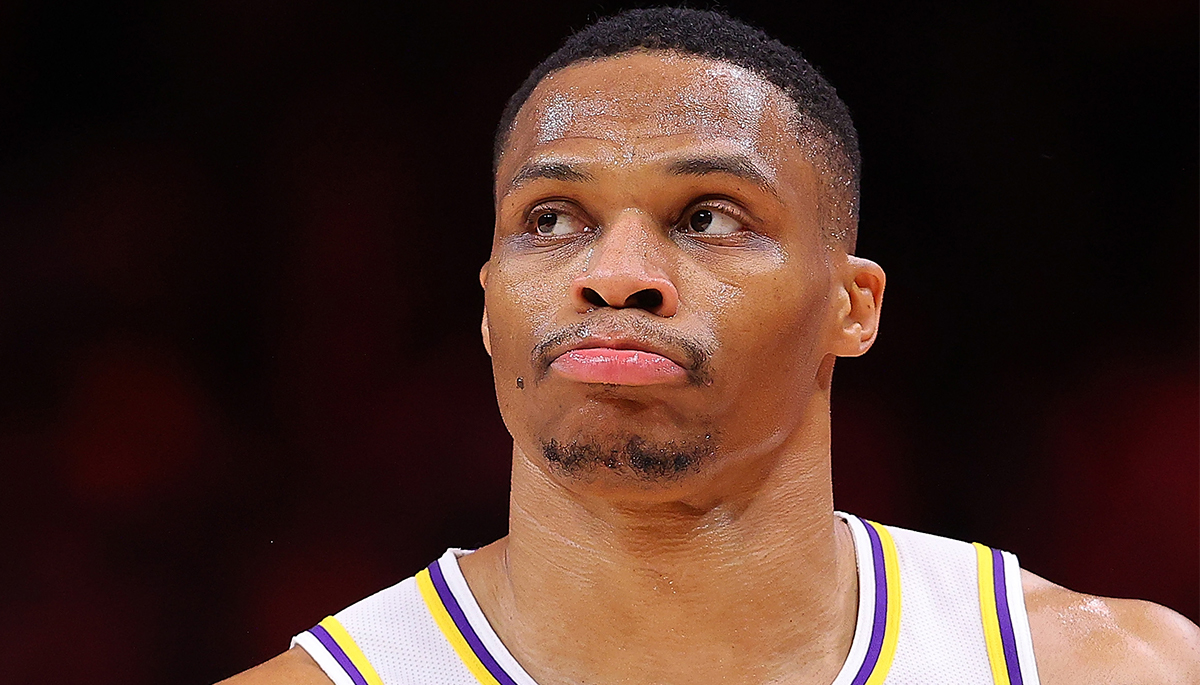 Russell Westbrook Confronts Heckler On The Street In Toronto