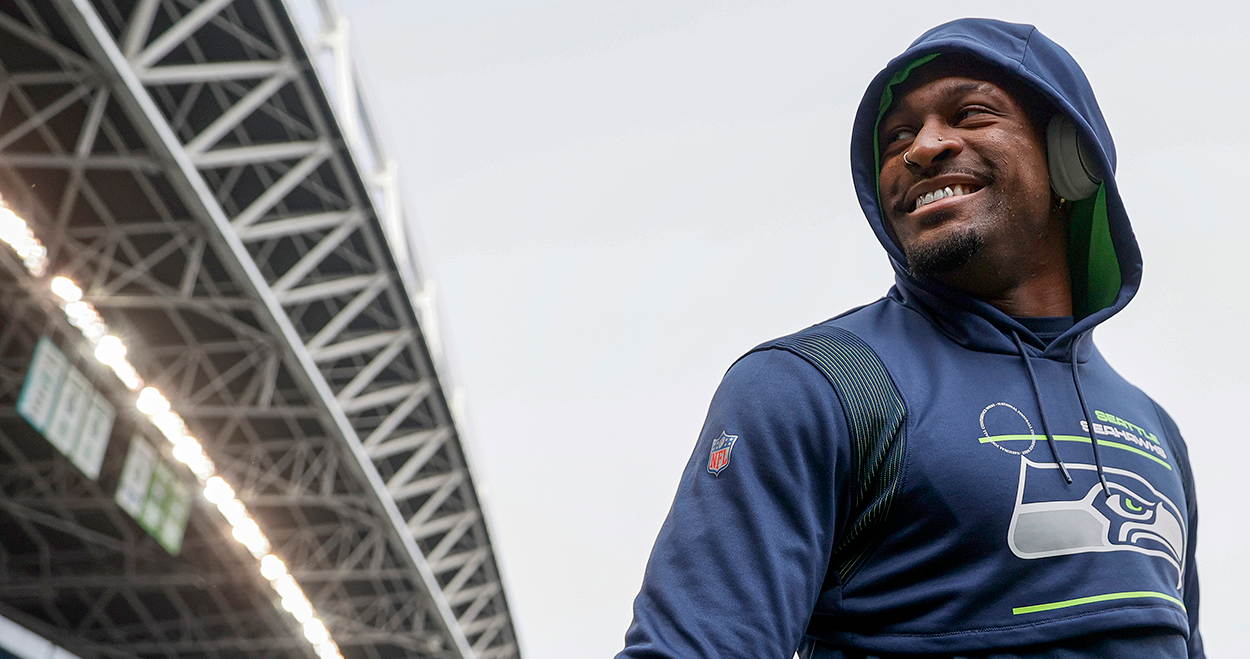 Matthew Judon Uses DK Metcalf's Marvel Love As Patriots Recruiting Pitch