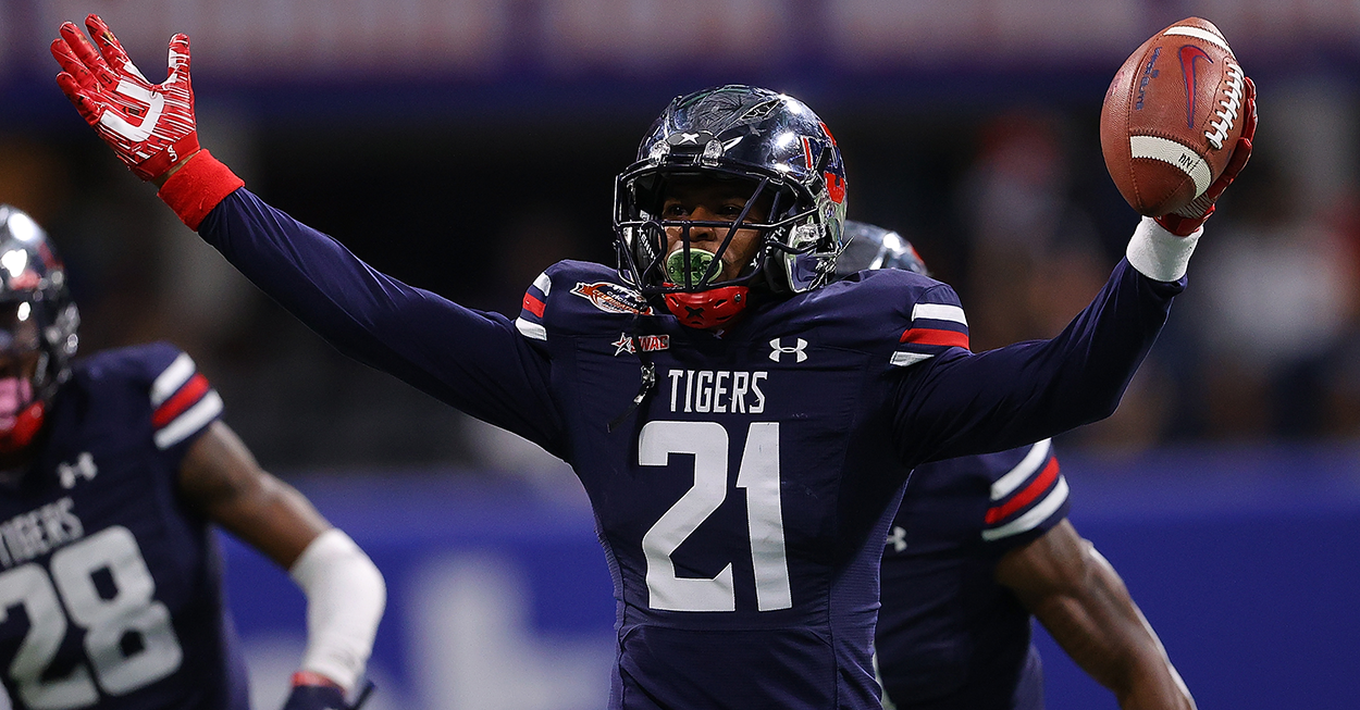 Jackson State FB Introduces New 'Will Smith Slap' Pass Rush Technique