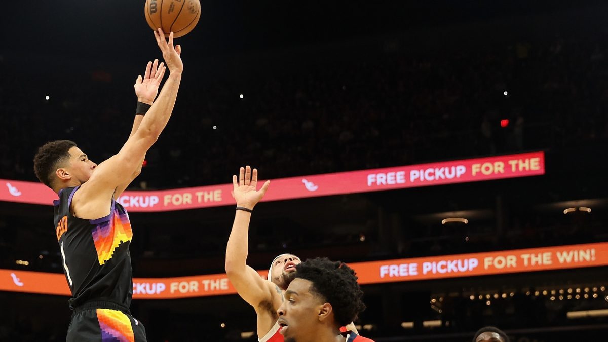 Devin Booker Drills Impressive Jump Shot, Immediately Turns And Daps A Baby