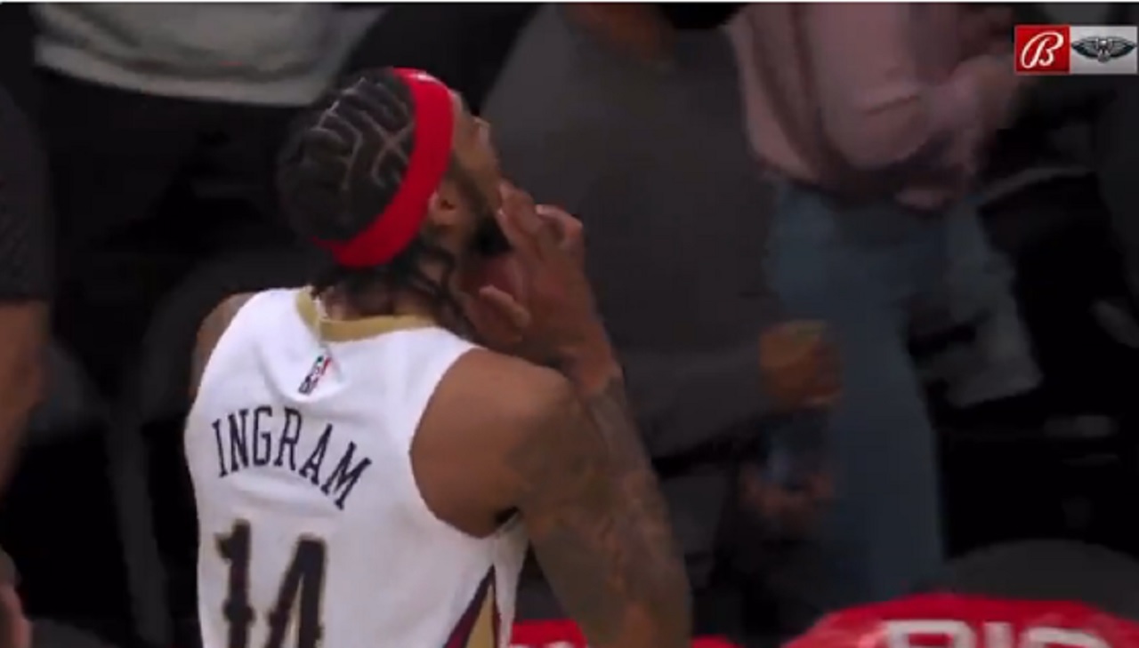 Brandon Ingram Disrespects LeBron James By Yelling 'LeBrick' After ...