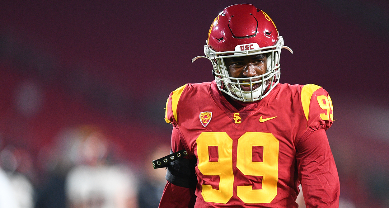 49ers Rookie Drake Jackson Blows Minds With Insane Inverted Pull-Ups