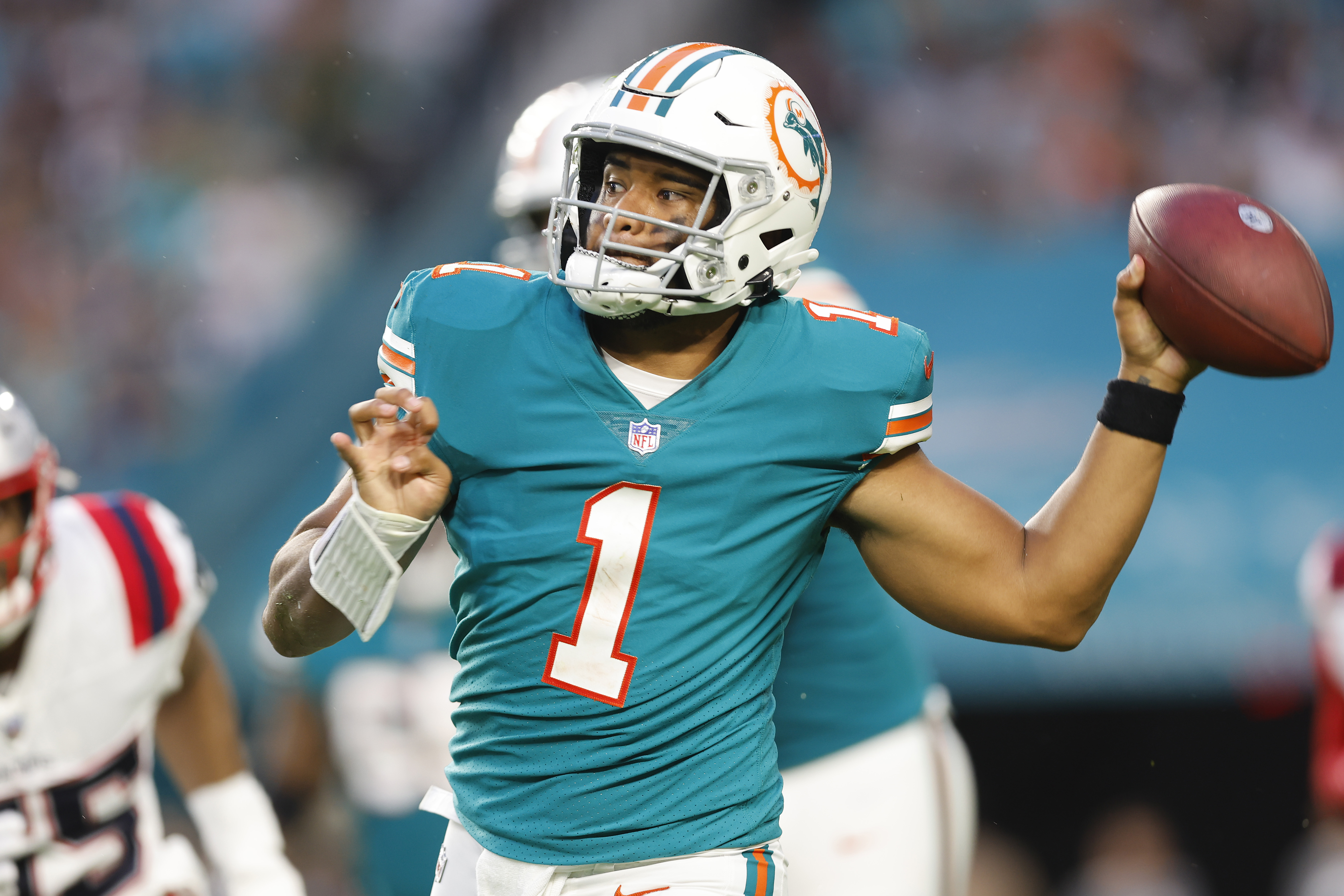 NFL Fans Mock Tua Tagovailoa After He Throws Terribly Underthrown Deep ...
