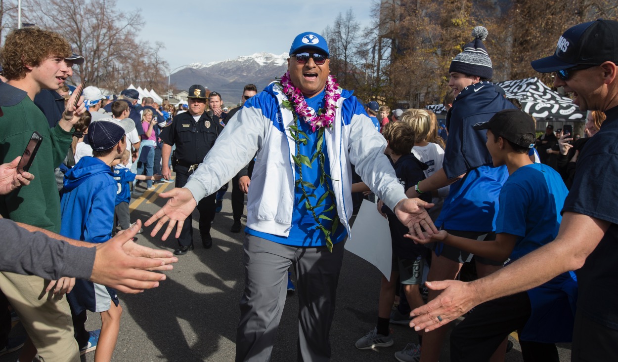 Kalani Sitake's Dance Moves Are So Bad They'd Make Brian Kelly Jealous