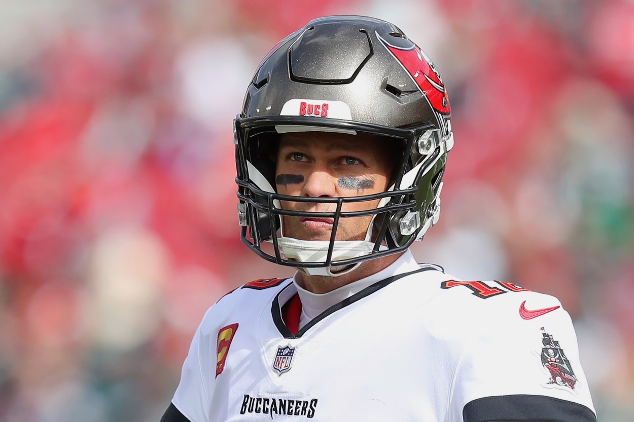 Tom Brady Flexed His Jacked Arms On Instagram And People Went Nuts