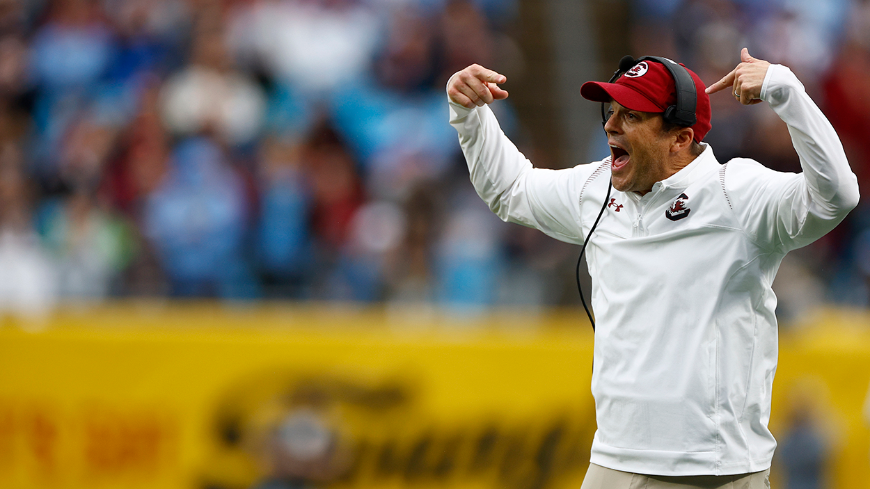 South Carolina FB Introduces New Players With Epic 'Full House' Tribute
