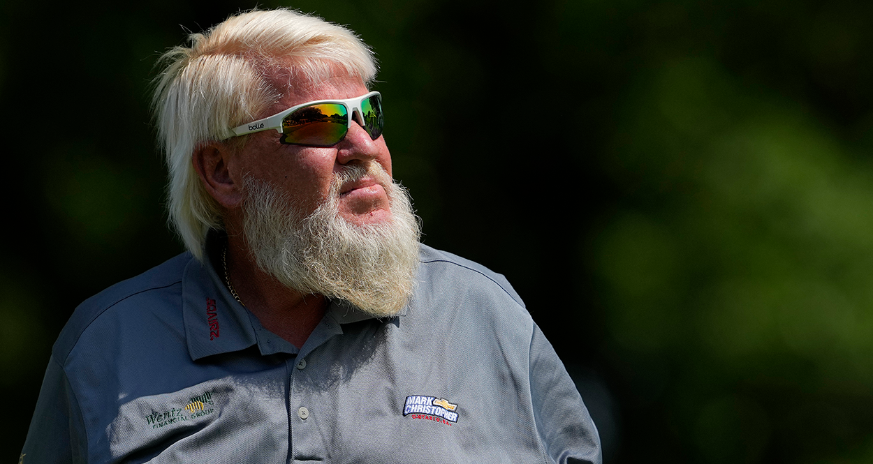 John Daly Goes Viral For Crushing Big Barefoot Drive Over Busy Highway
