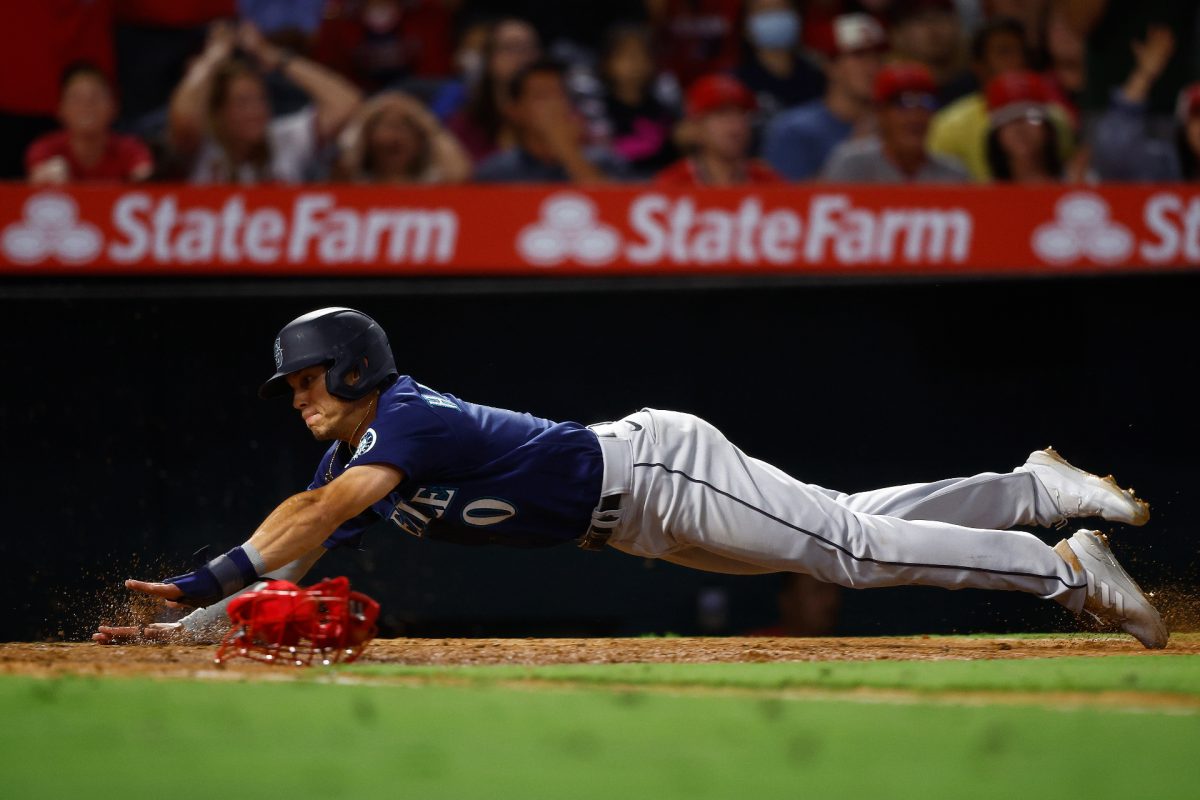 MLB Fans React To Angels' Embarrassing 9th Inning In Loss To Seattle