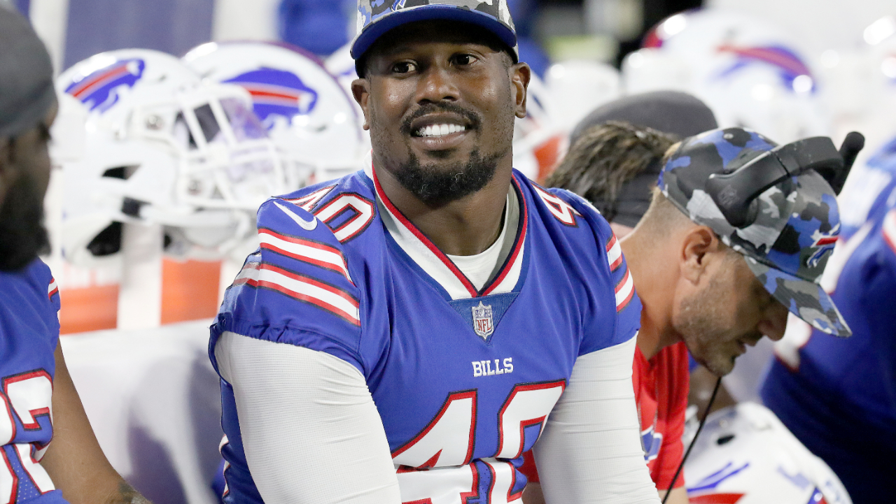 Von Miller Shows Off New Haircut For NFL Opener And He Got Absolutely ...