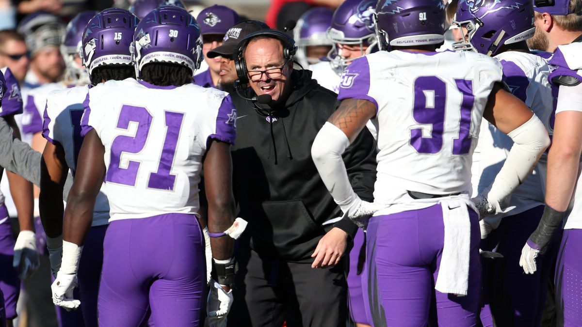 Abilene Christian Return Man Makes An All-Time Great Bonehead Move