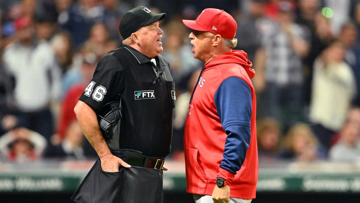 Ron Kulpa Puts On Award-Winning Ump Show For Angels And Guardians