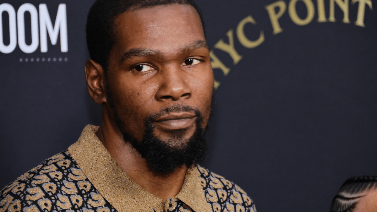 NBA Fans React To Seeing KD Play Pick-up Game Of Pickleball