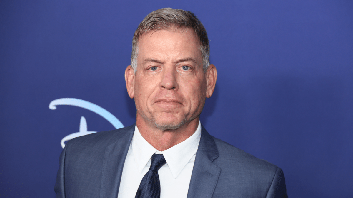 Troy Aikman Takes Shot At Indiana Football During MNF Broadcast