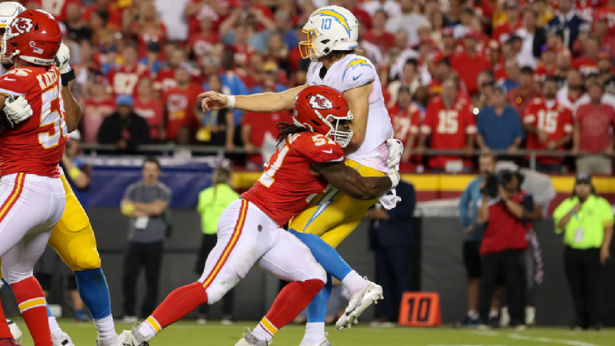 The First Chargers Update On Justin Herbert's Ribs Is Actually Pretty Good