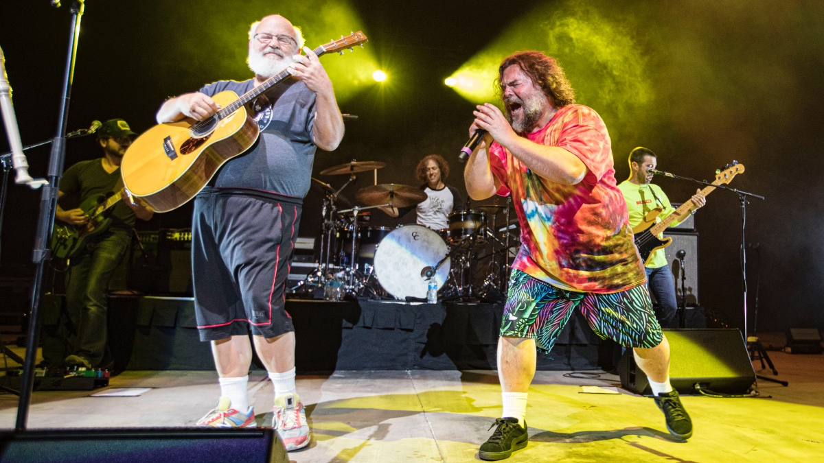 Tenacious D's New Song About Giannis Antetokounmpo Is A Banger