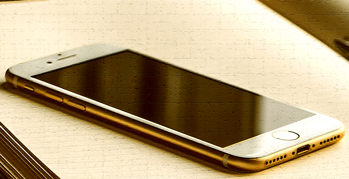 1670 Painting That Looks Like Man Is Holding An iPhone Baffles Internet