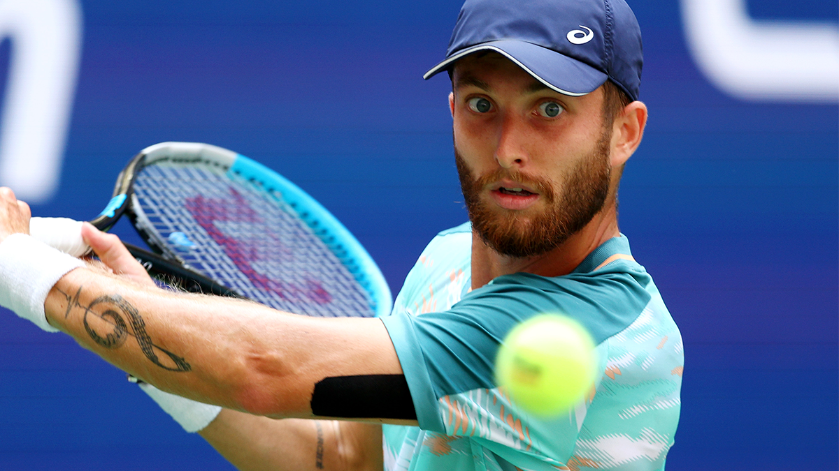 Tennis Player Corentin Moutet Uses Filthy Fake Out To Win Point (Video)