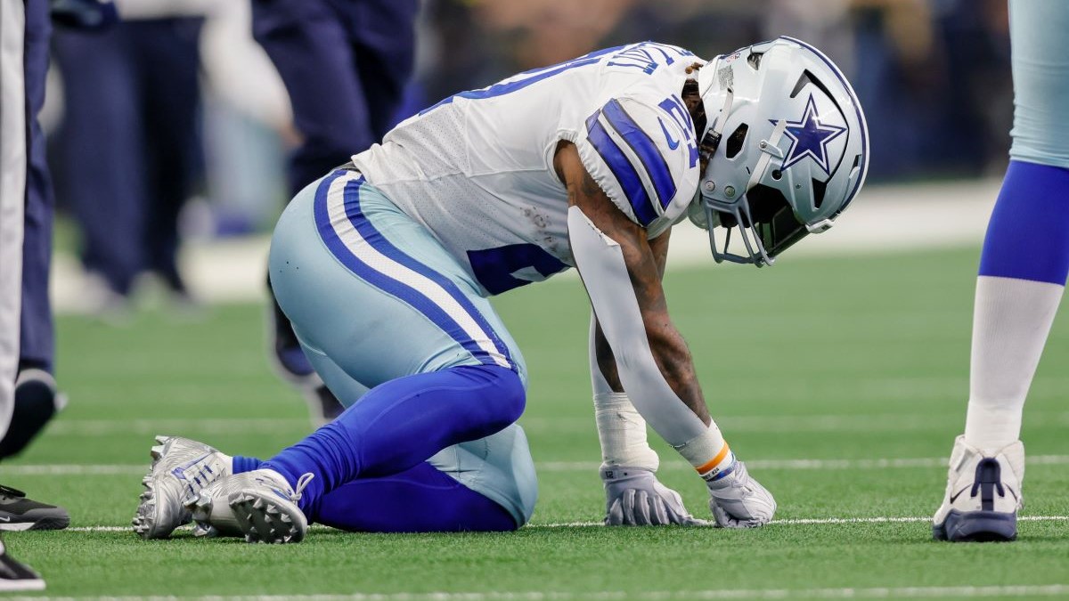 The Dallas Cowboys May Have A Huge Problem With Ezekiel Elliott